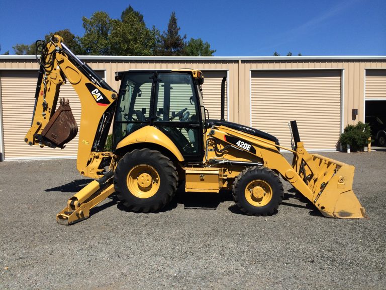 2011 CAT 420E Backhoe