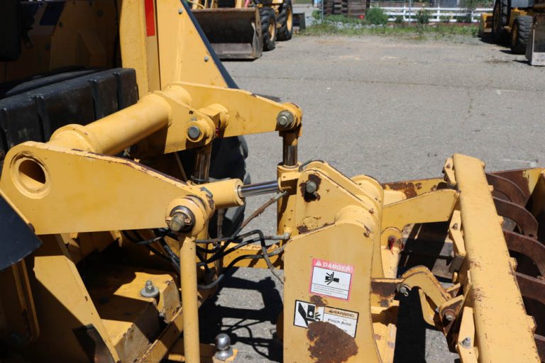 2005 DEERE 210LE SKIP LOADER, USED 2005 DEERE 210LE SKIP LOADER
